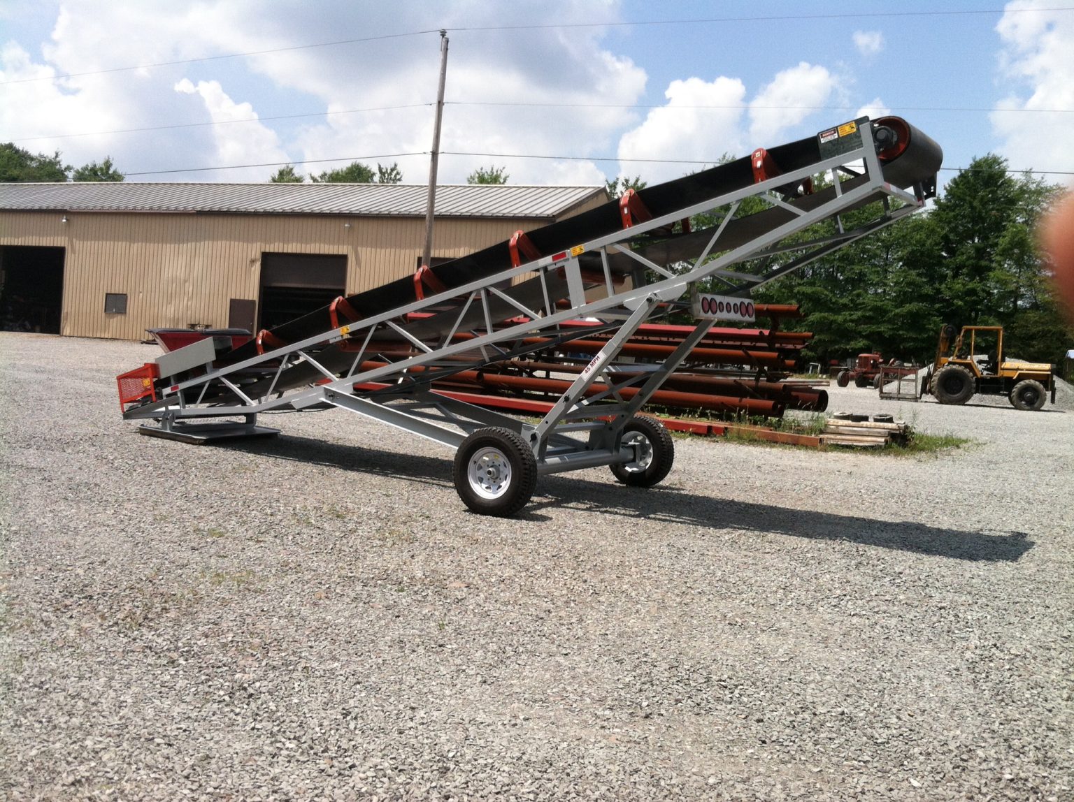 100’-0 Pit Portable Radial Stacking Conveyor – Grinder Crusher Screen